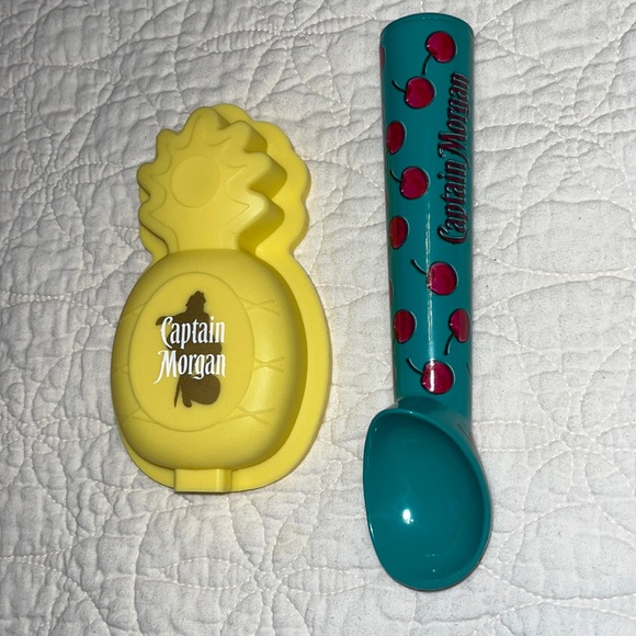 Kitchen | Captain Morgan Popsicle Mold Ice Cream Scoop | Poshmark